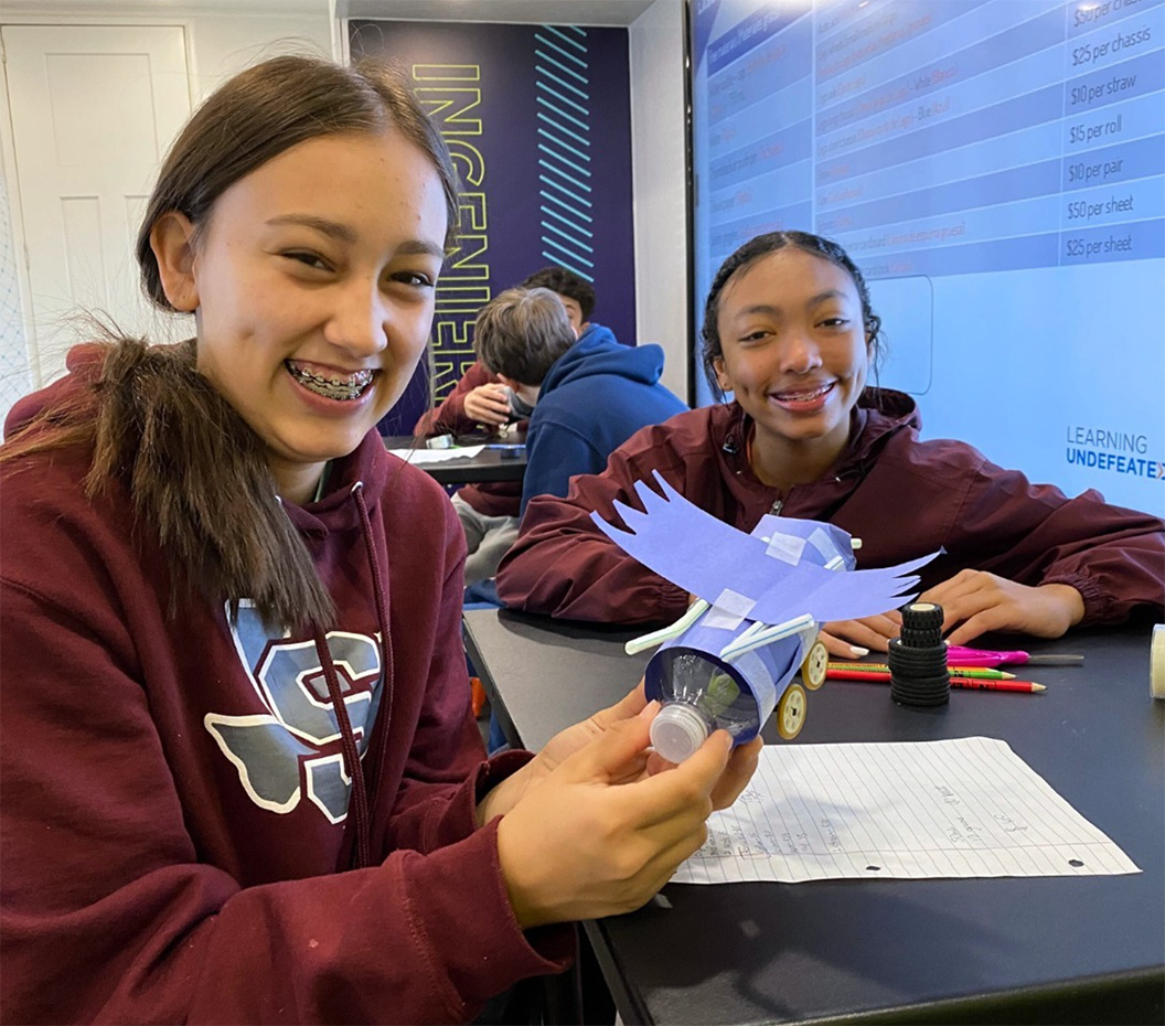 Texas Mobile STEM Labs - Learning Undefeated